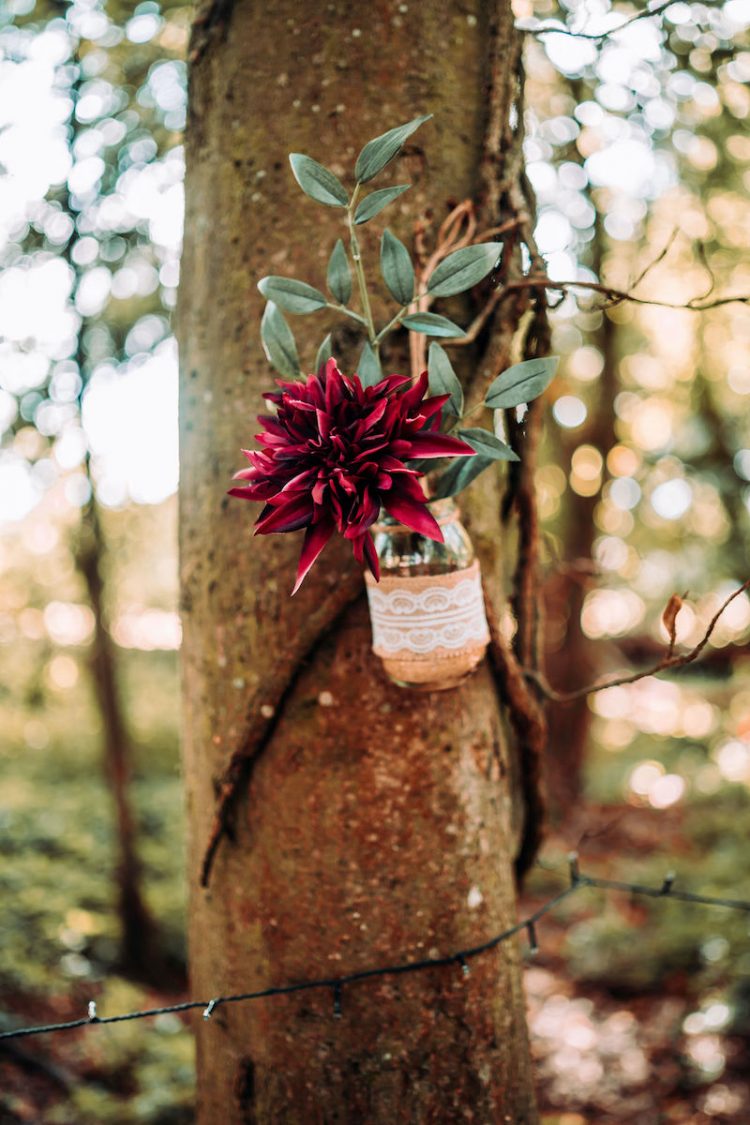 DIY WEDDING WITH COLIN LA CHENILLE CAKES & AX THROWING - Bridengroom